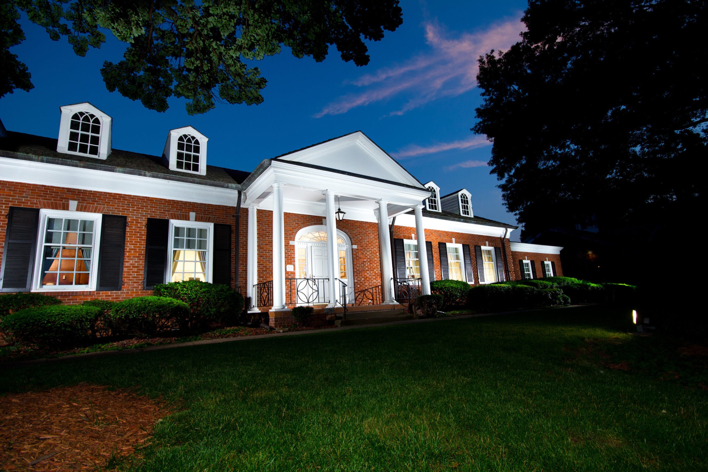 Careers with P.E.O. - P.E.O. International